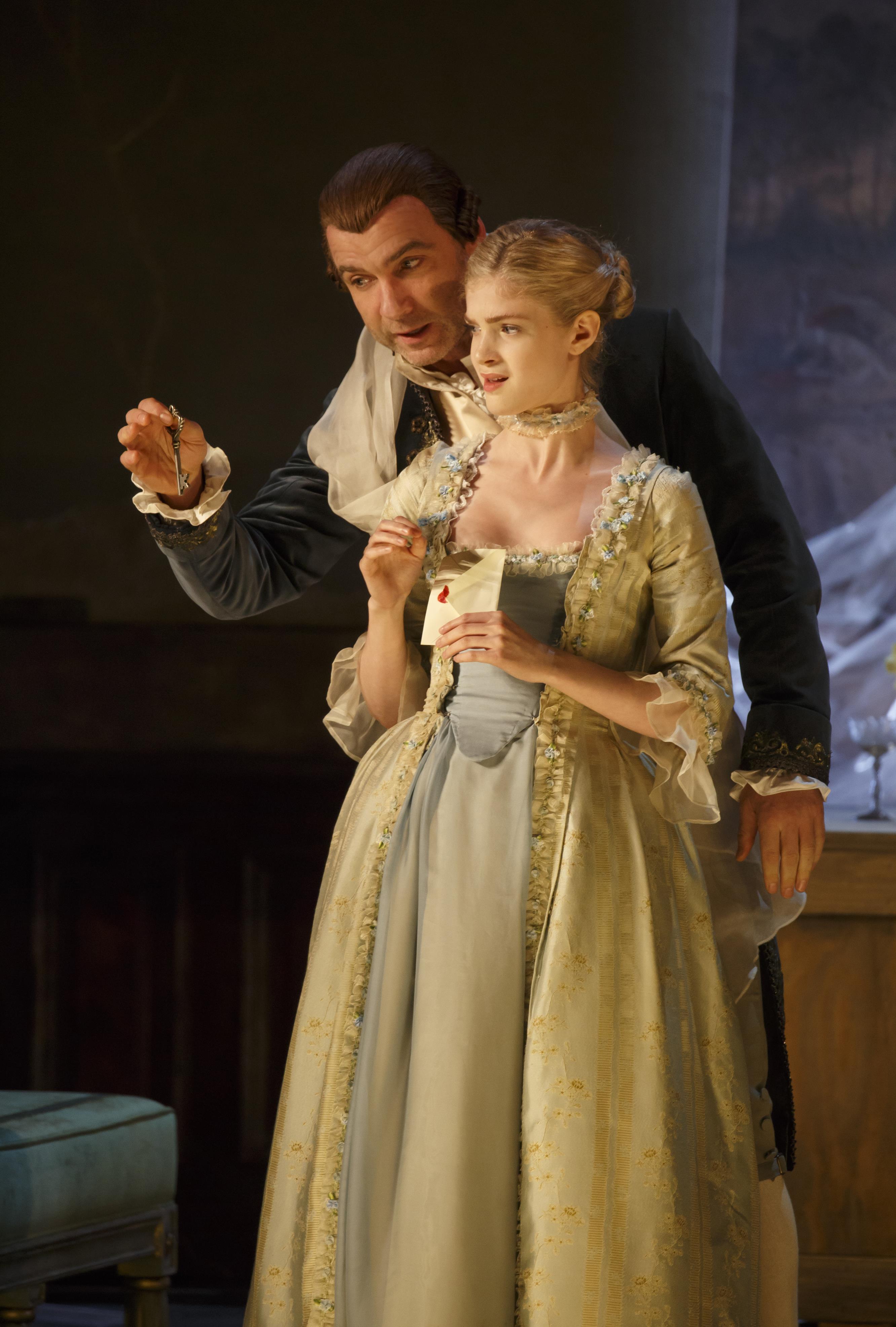 'Les Liaisons Dangereuses' still seduces - StageZine